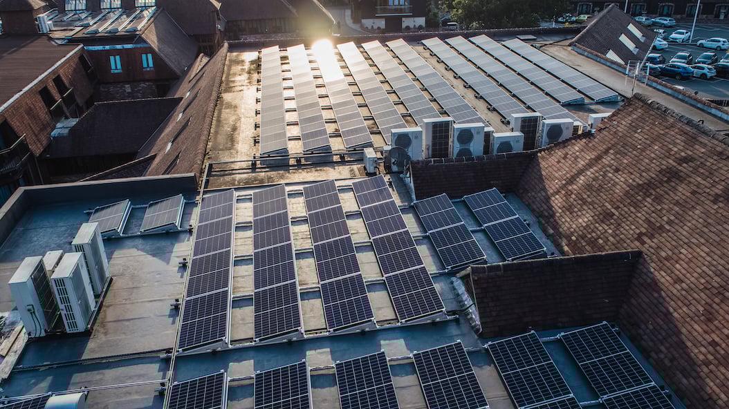 Solar Panels on Flat Roofs - Spirit Energy